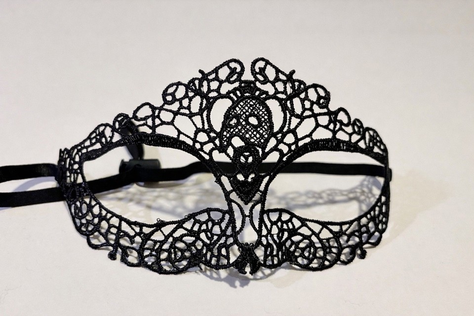 Masquerade Immersive Phantom Of The Opera Show Program And Mask Set ...