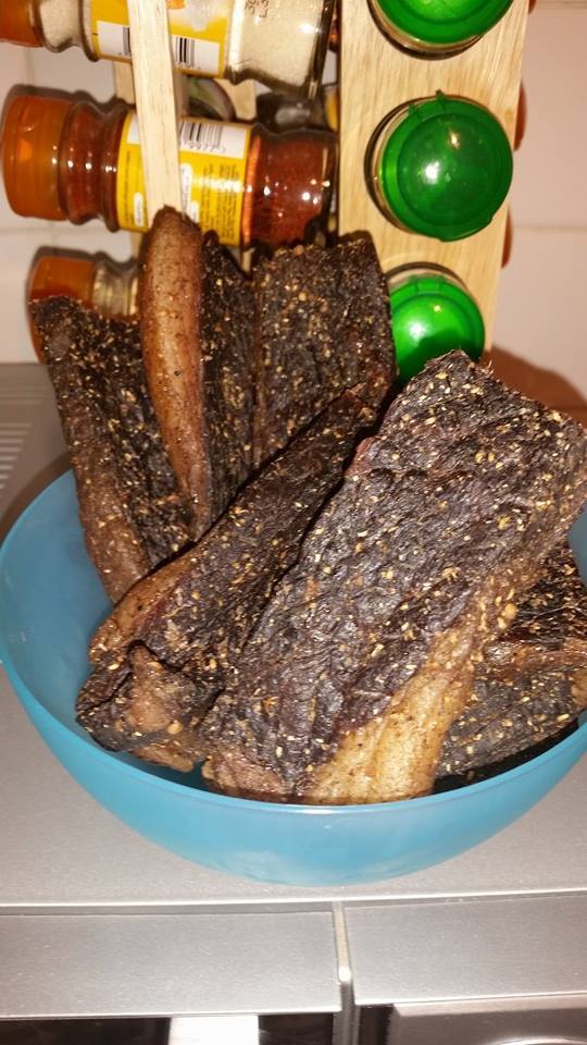 25 x PLASTIC Biltong Hooks, Hygienic for hanging Biltong / Droewors ...