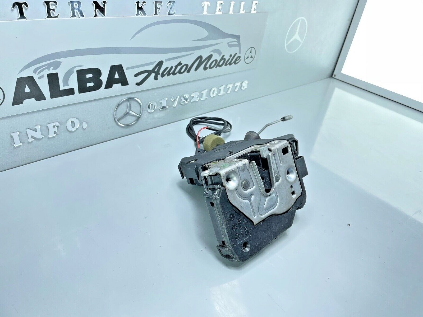 Orig Mercedes E Klasse W211 S211 Türschloss Schloß Schloss V/R ...