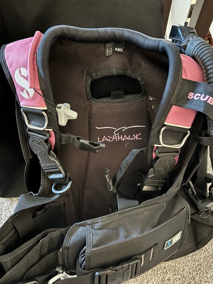 Scubapro professional diving equipment/Scuba Diving vest size medium ...