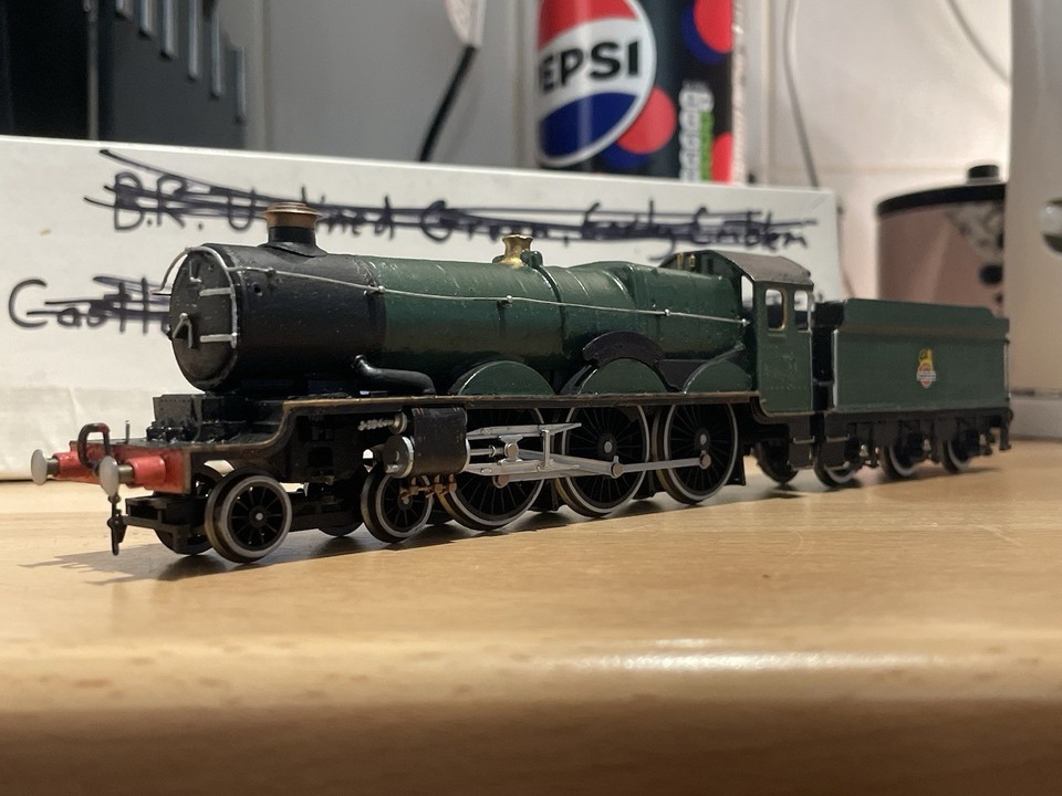 Hornby Hand painted GWR Castle Class, Un-named And Un-numbered | eBay UK