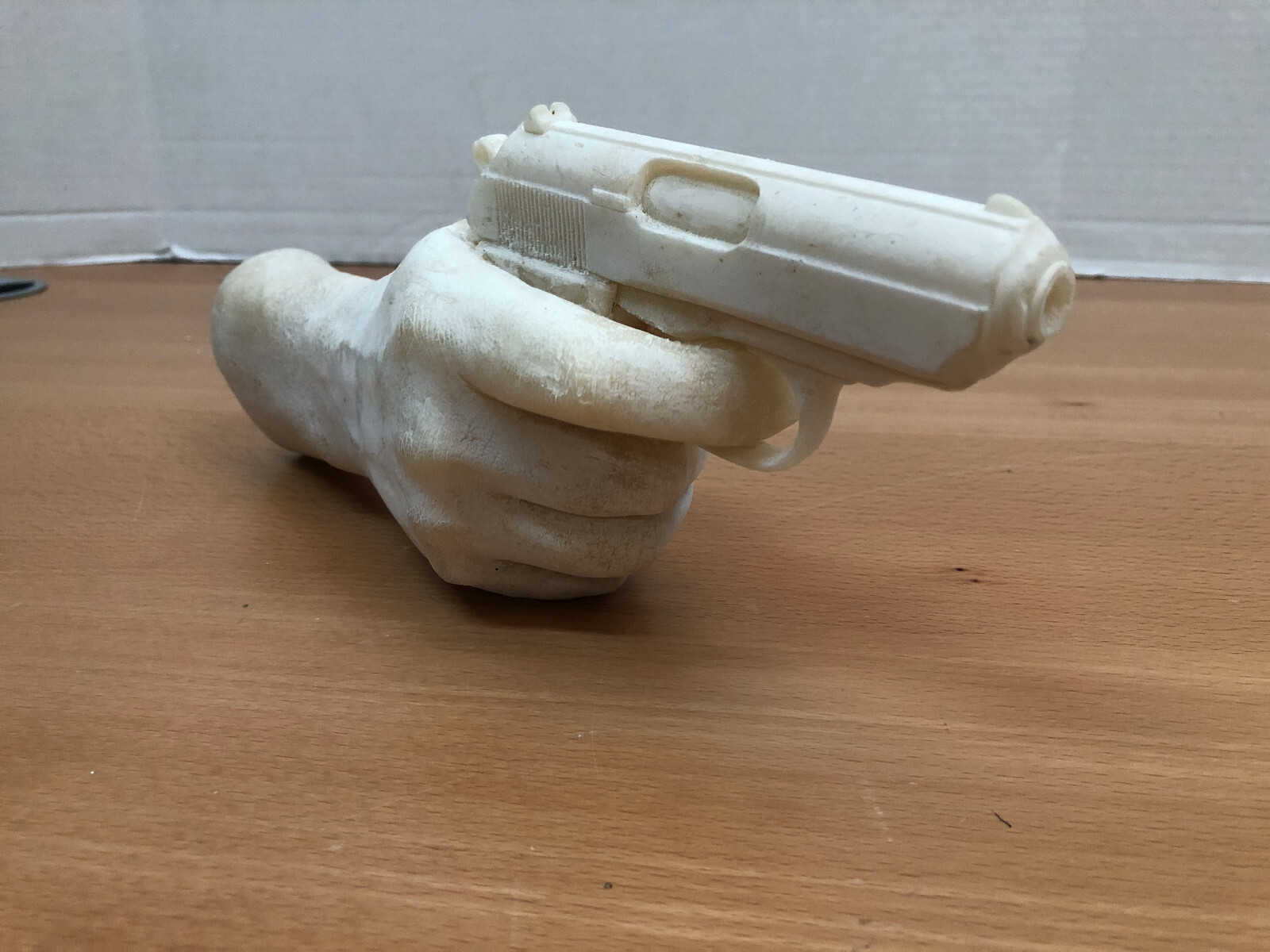 WAX HAND LIFECAST Holding PROP GUN PISTOL - BOND STYLE - Unpainted ...