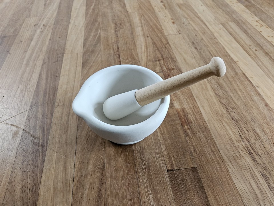 Vintage Pestal and Mortar with Spout by Milton Brook Made in England ...