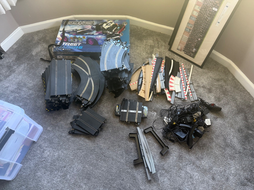 A HUGE SCALEXTRIC BUNDLE SET TRACK PIECES - JOBLOT - WITH CAR | eBay UK