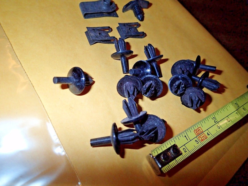 NOS Vintage Miscellaneous Ford Body Clips and Trim Retainers | eBay