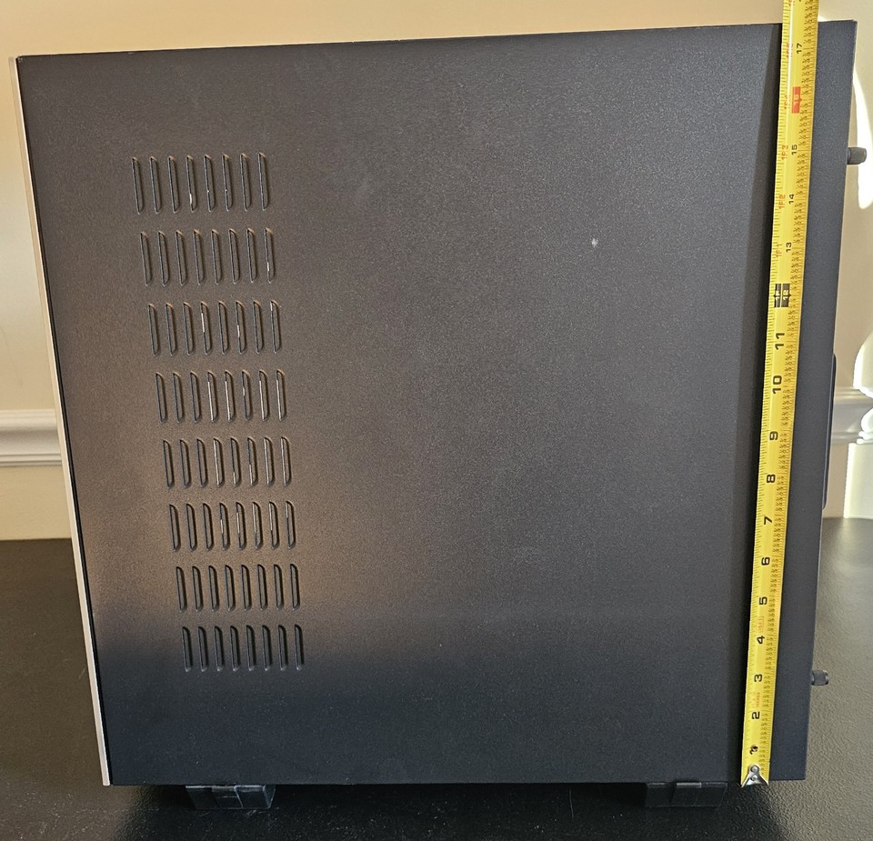 CyberPower PC Onyxia White Mid Tower Gaming Case - Tempered Glass (17 ...