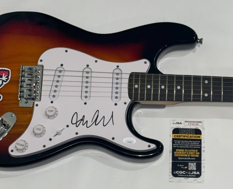 MIKE MCCREADY SIGNED SUNBURST ELECTRIC GUITAR PEARL JAM AUTOGRAPHED JSA ...