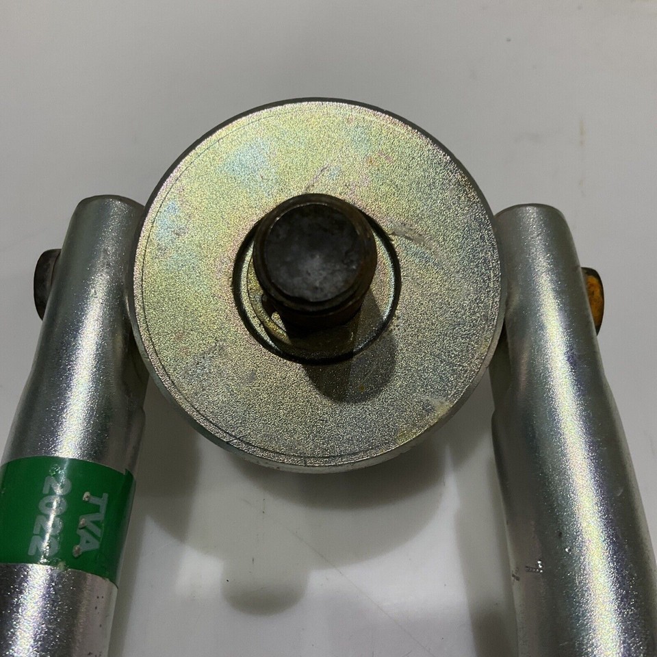 CROSBY CG F-3 7XK CE SWIVEL HOIST RING TORQUE 100 FT-LBS WLL 7000 LBS ...