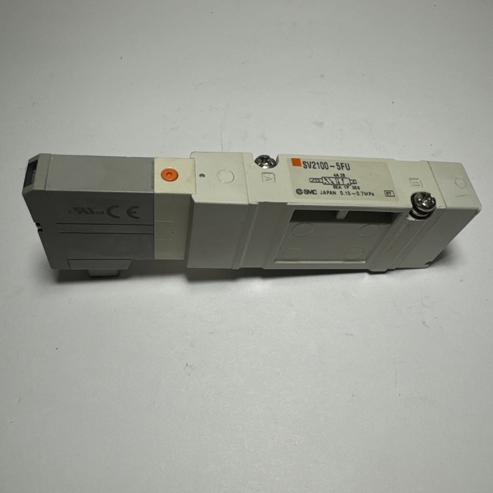 SMC SV2100-5FU Solenoid Valve 5 Port 2 Position | eBay