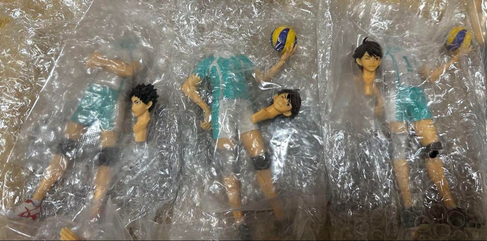 Haikyuu DXF Figures Toru Oikawa & Hajime Iwaizumi Set Anime Volleyball ...