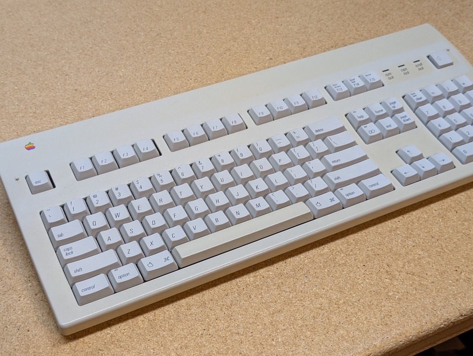 VINTAGE Apple Extended Keyboard II M3501 White Alps Switches w/ ADB ...