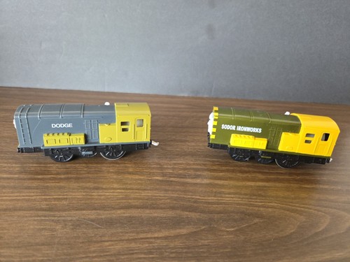 Thomas & Friends TrackMaster Dodge & Sodor Ironworks Motorized ...