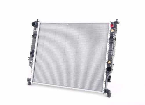 Mercedes W164 W251 ML-Class R-Class Genuine Cooling Radiator NEW R350 ...