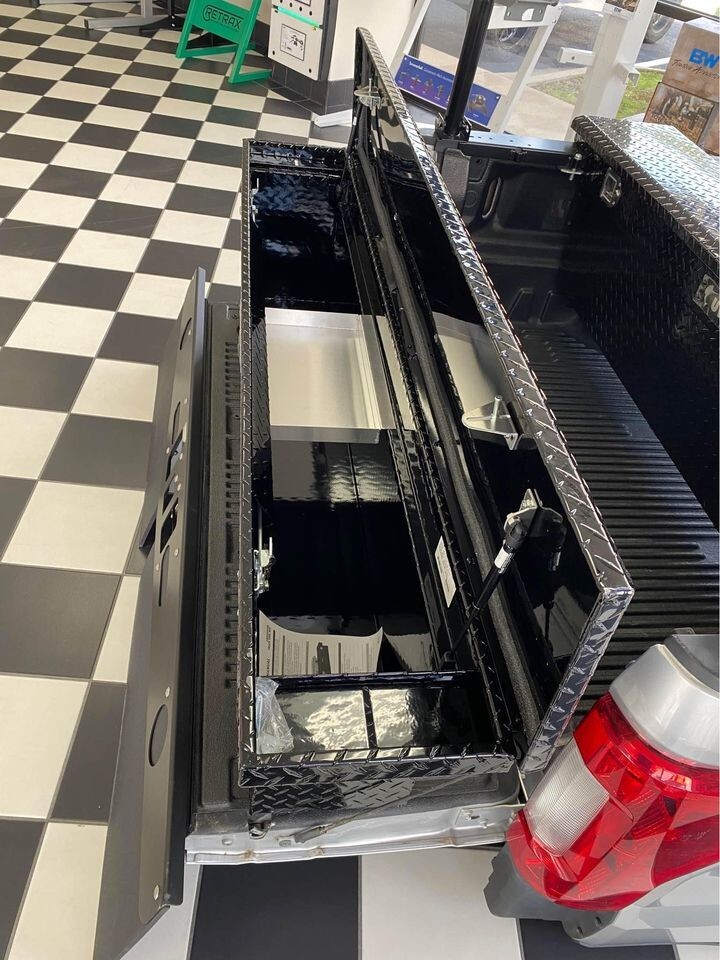 Truck Bed Rail-To-Rail Tool Box-Slim Line Series Single Lid Crossover ...