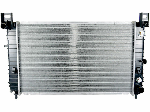 Fits 1999-2004 Chevrolet Silverado 1500 Radiator Denso 63895ZS 2001 ...