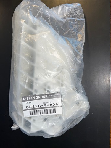 2014-2017 Infiniti Q50 Right Lower Headlight Mount 62228-4GA0A OEM | eBay