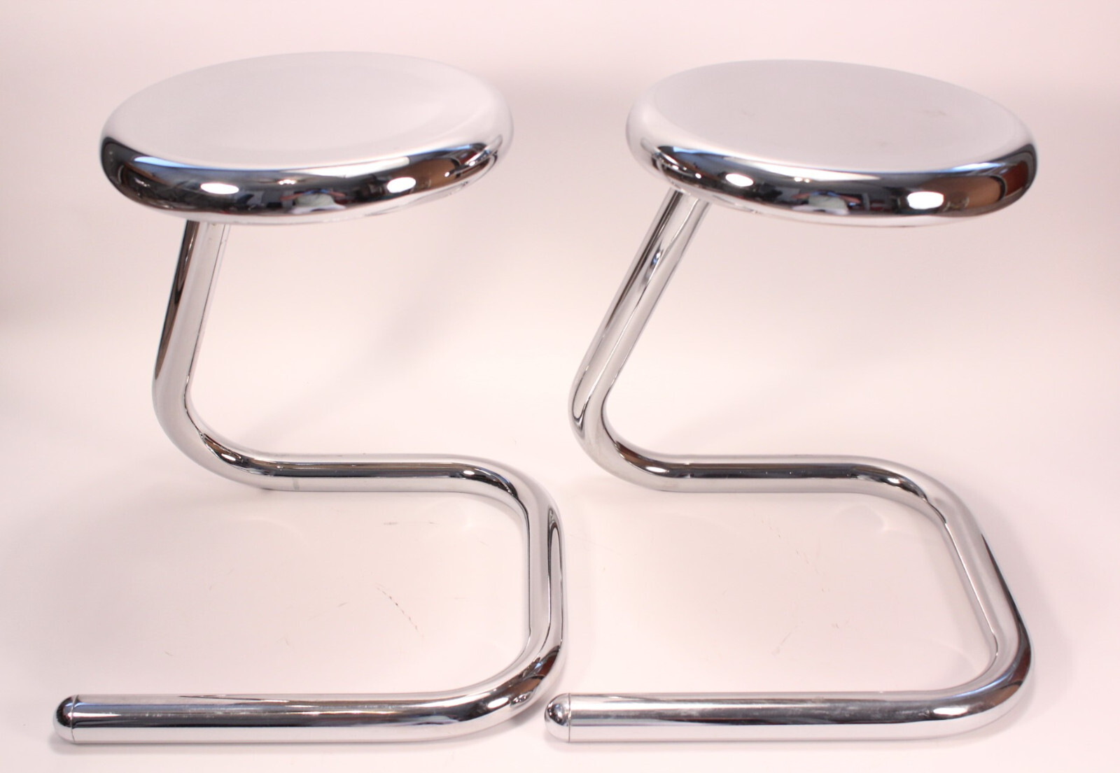 Tubular Chrome Hayworth k700 Paperclip Kinetic Stool Atomic Design ...
