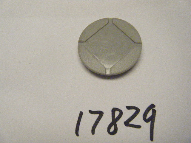SNAPPER NEW WHEEL PLUG PN 17829 | eBay