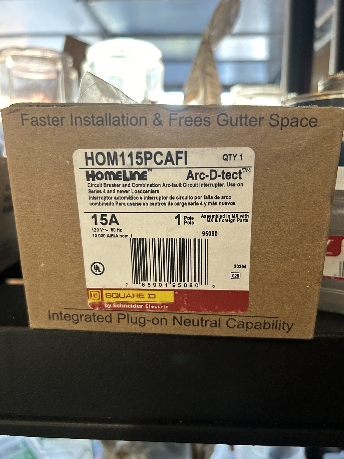 Homeline HOM115CAFI 1 Pole 15Amp 120V Plug In AFCI Arc Fault ...