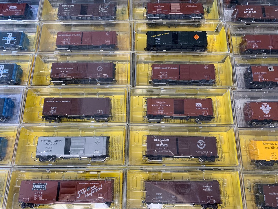 KADEE HO BOX CARS @$36 FREE SHIP KCS C&O MILW B&M STLSW SSW CP SOU L&N ...