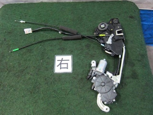 TOYOTA Crown 2008 Front Right Door Lock Actuator 6903030A50 [Used ...