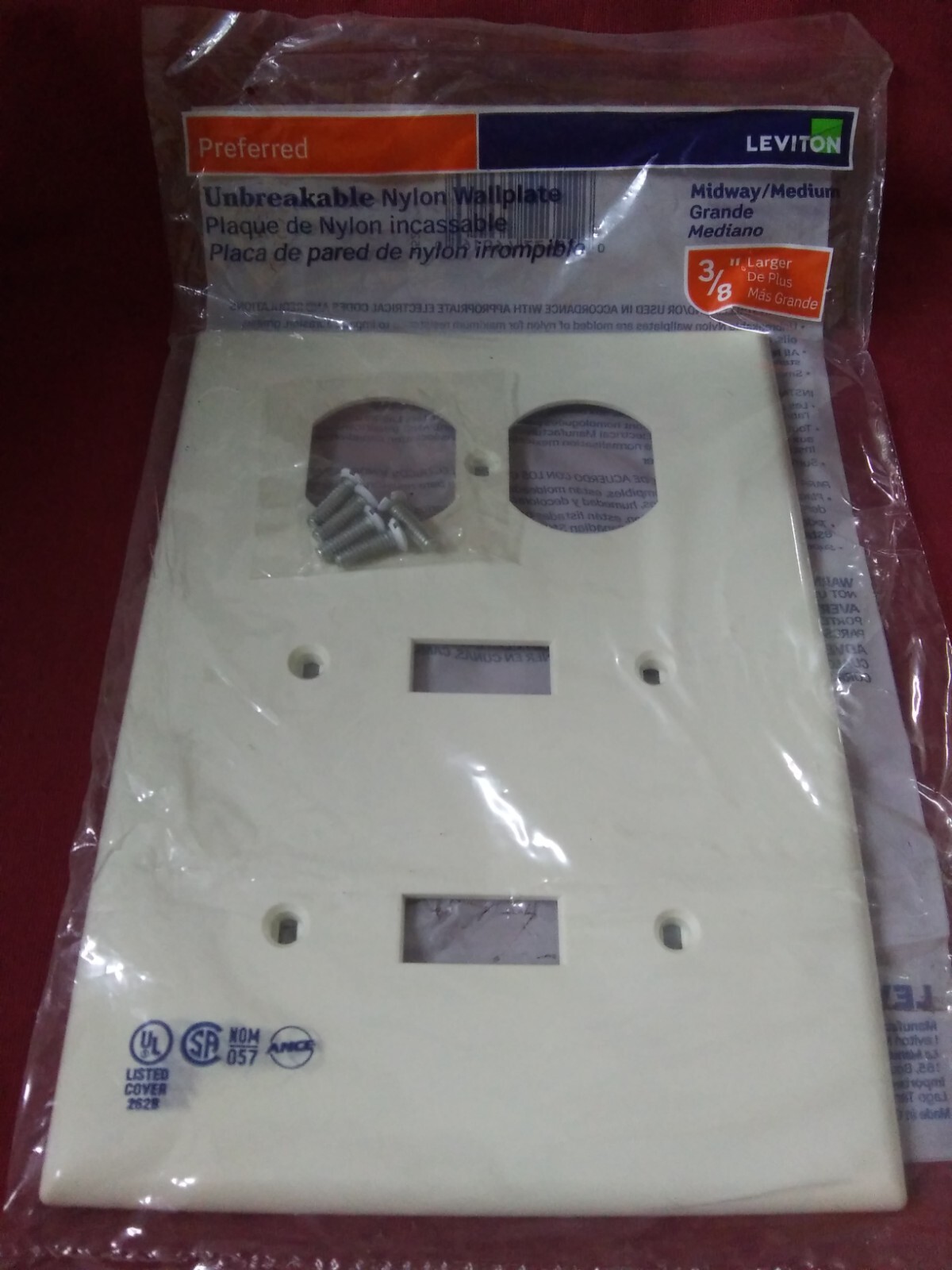 Leviton PJ21-W Combination Device 2 Toggle/1 Duplex outlet 3-Gang WHITE ...