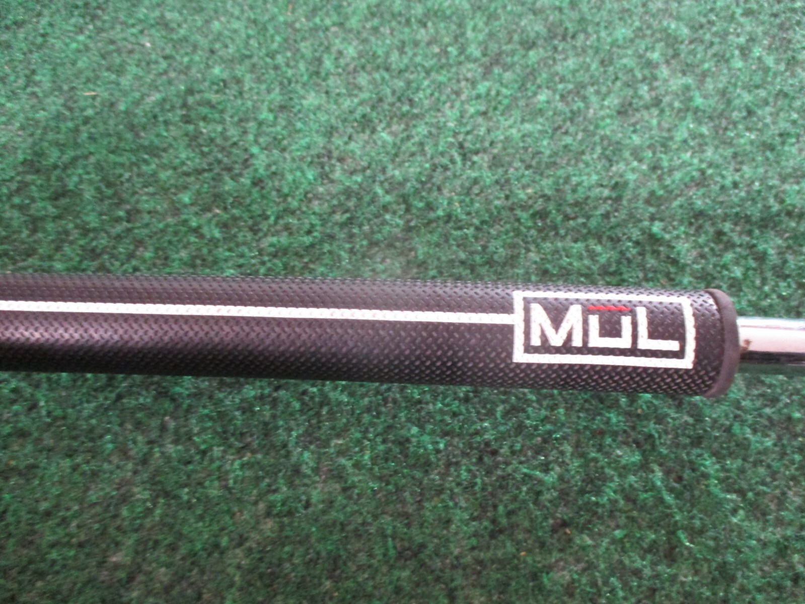 MUL Golf Chipper / Fringe Putter 34.5" Great Grip! | eBay