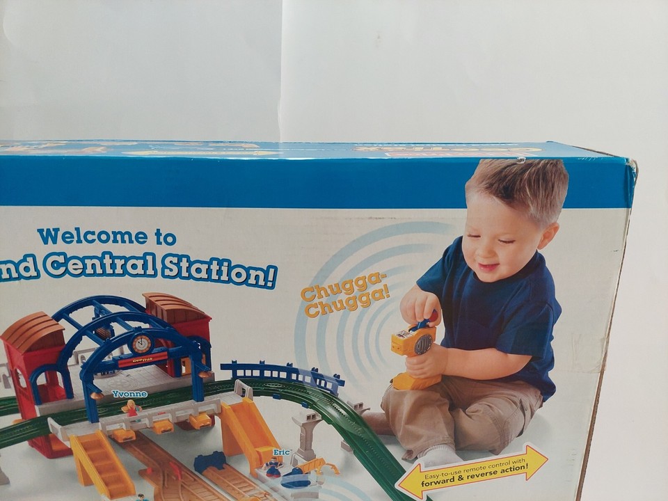 Fisher Price GeoTrax Grand Central Station Train Set Bonus Offer New ...