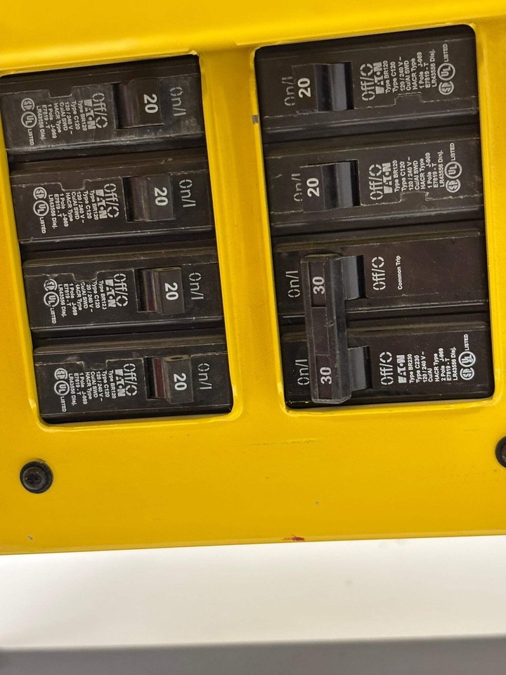 Voltec Industries T-BOX-6L Temporary Power Box with Locking Receptacles ...