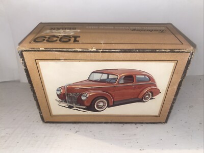 AMT 1939 Ford Sedan Automobile Collectors Series Car Model Kit | eBay