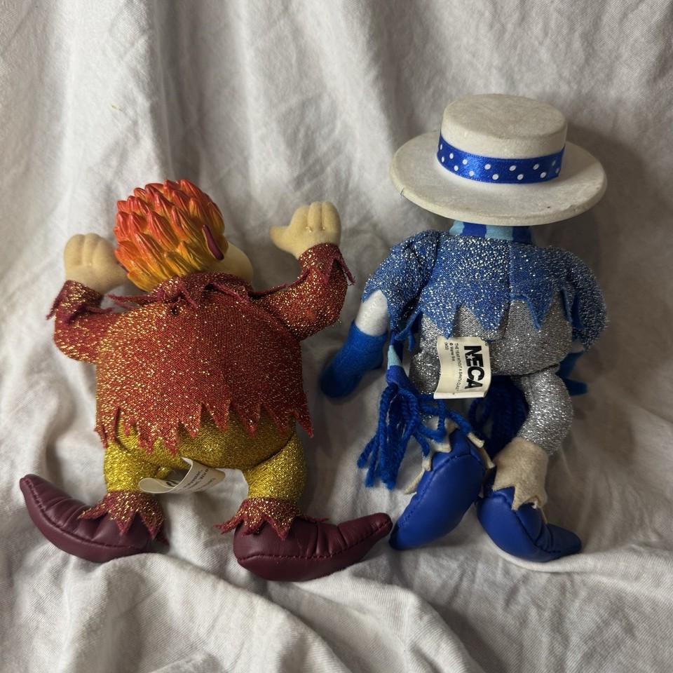 NECA Heat Miser & Snow Miser Plush Figures Year Without a Santa Claus ...