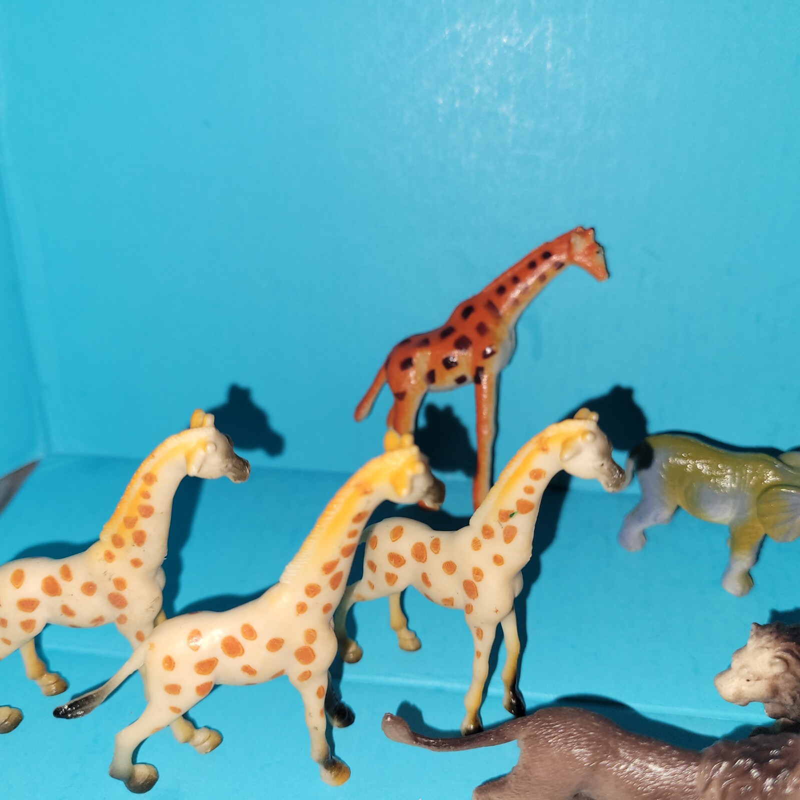 Lot of 23 Assorted Safari & Zoo Animals Plastic Toys Miniature ...