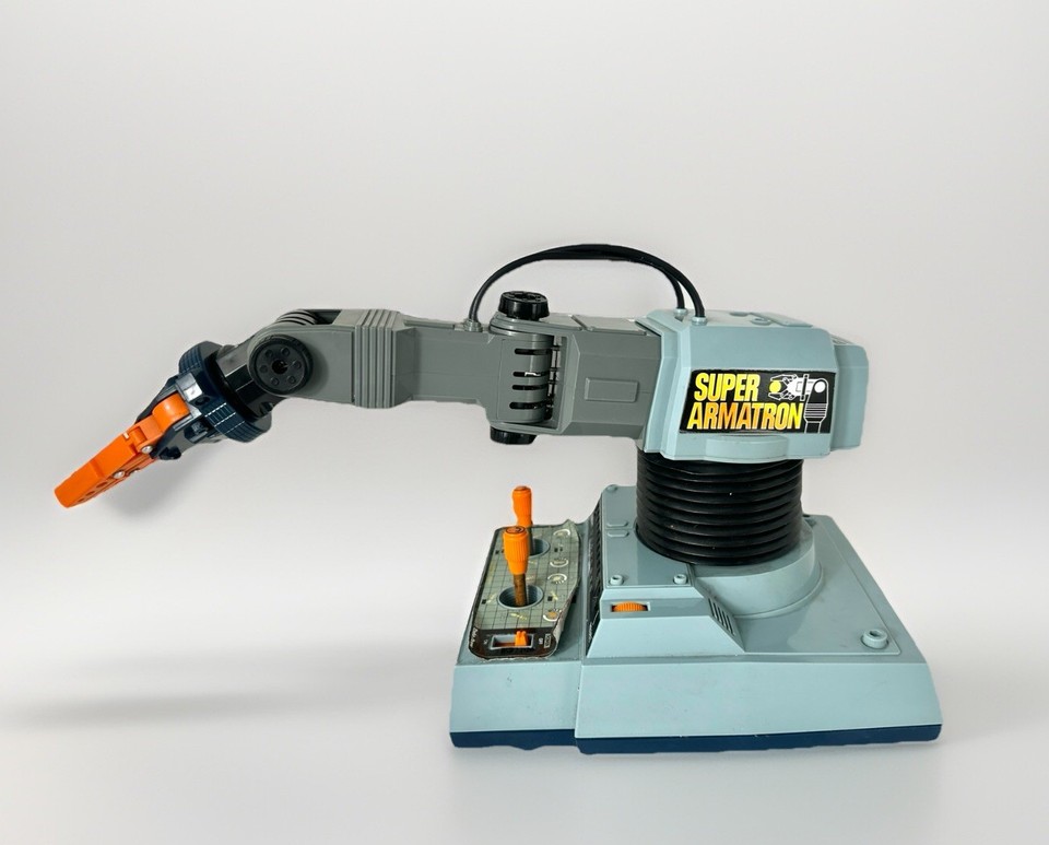 Vintage Radio Shack Armatron Robotic Claw Arm Toy Tested, Partially ...
