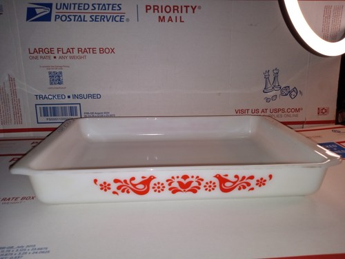 Vintage Pyrex 933 Lasagna Pan Friendship Red Bird Milk Glass Baking ...