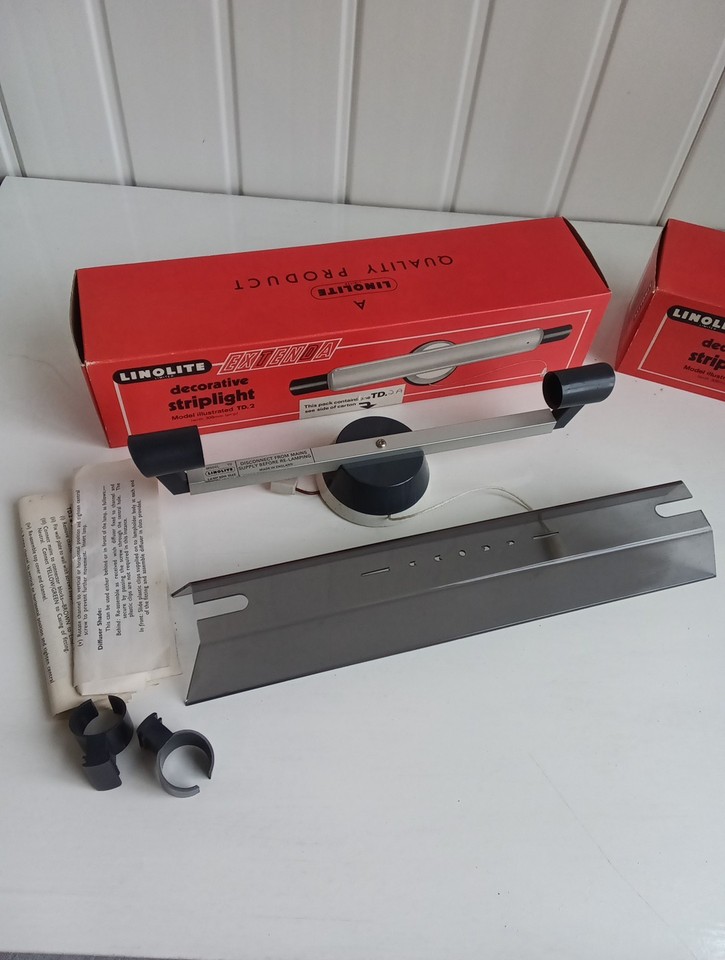 Vintage Linolite Limited Extenda Decorative Striplight Model ...