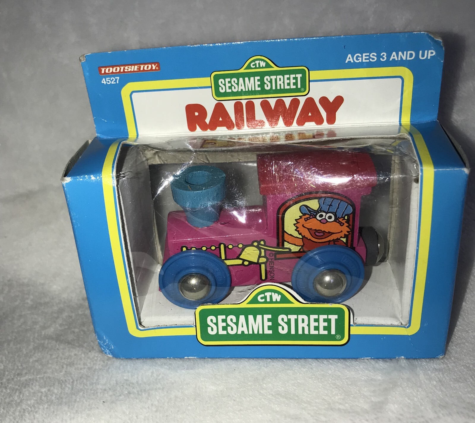 New 1995 Tootsie Toy Sesame Street Conductor Zoe Hardwood Rail Car Brio ...