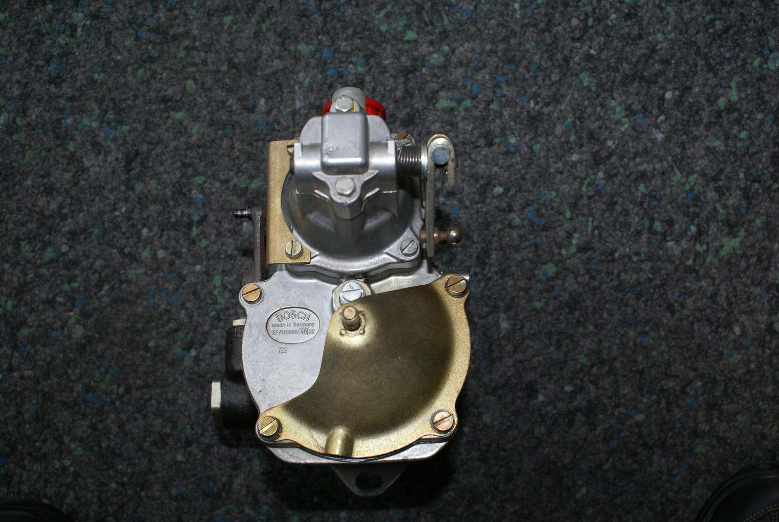 NEU NOS Mercedes 240D 240TD W123 OM616 BOSCH Einspritzpumpe Injection ...