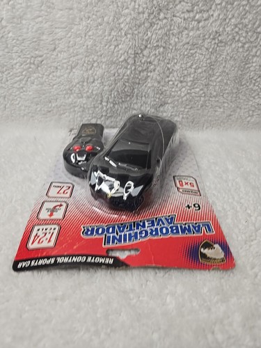 Lamborghini Aventador Remote Control Sports Car 1:24 Scale World Tech ...
