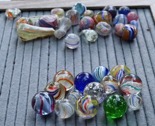 35 Marble Lot Handmade Glass German Marbles & Cullets Peices Offers ...