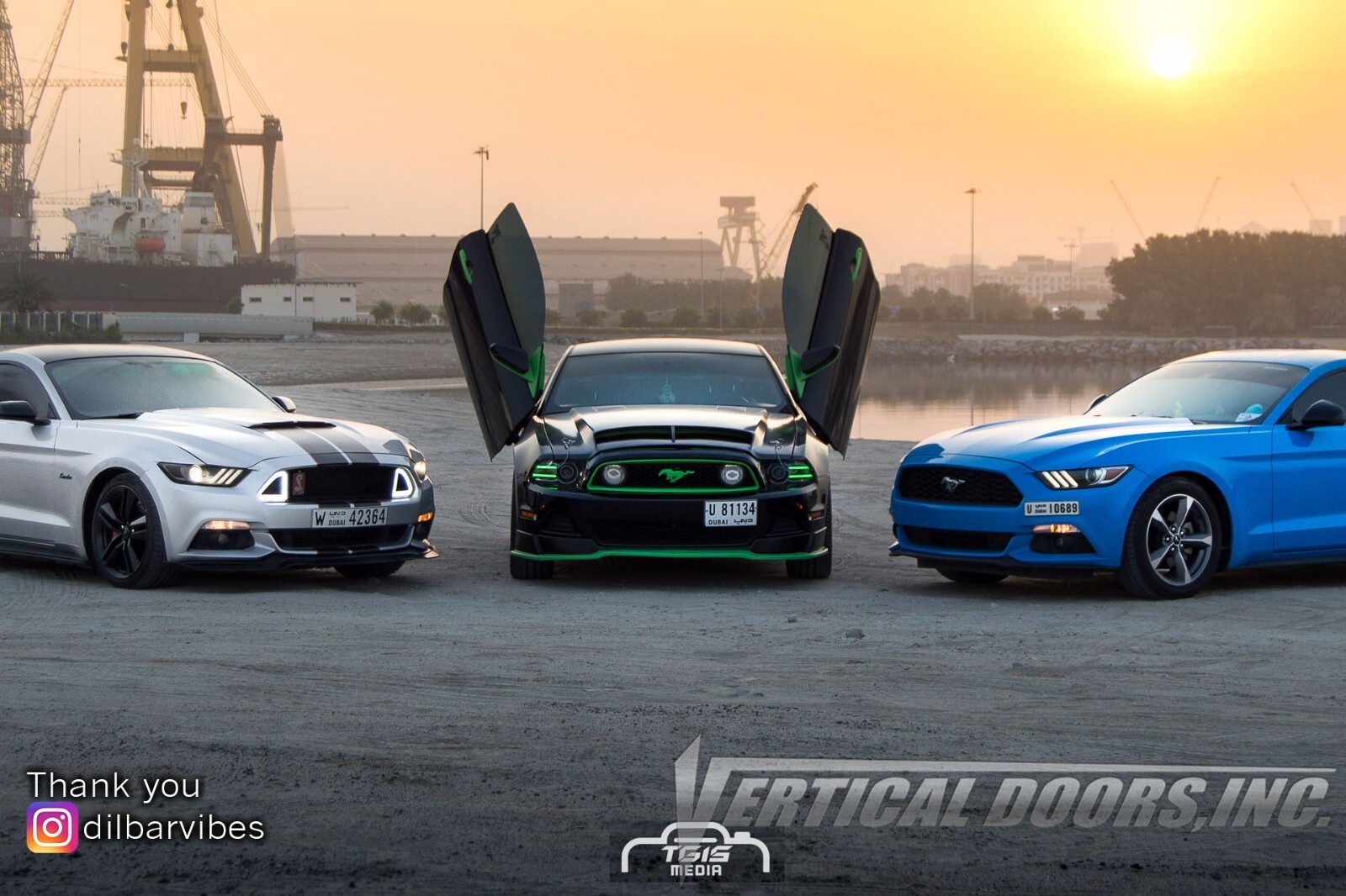 Ford Mustang 2011-2014 Vertical Lambo Doors Kit VDCFM11 | eBay