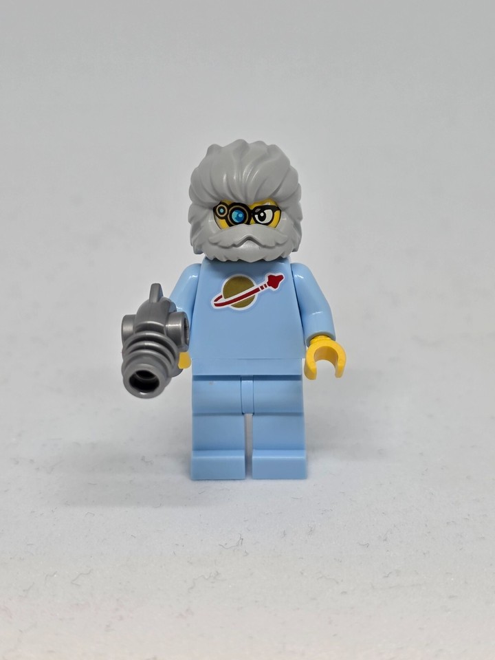 NEW Lego BAM June 2025 q2 Dreamzzz Minifigures Light Blue Spaceman ...