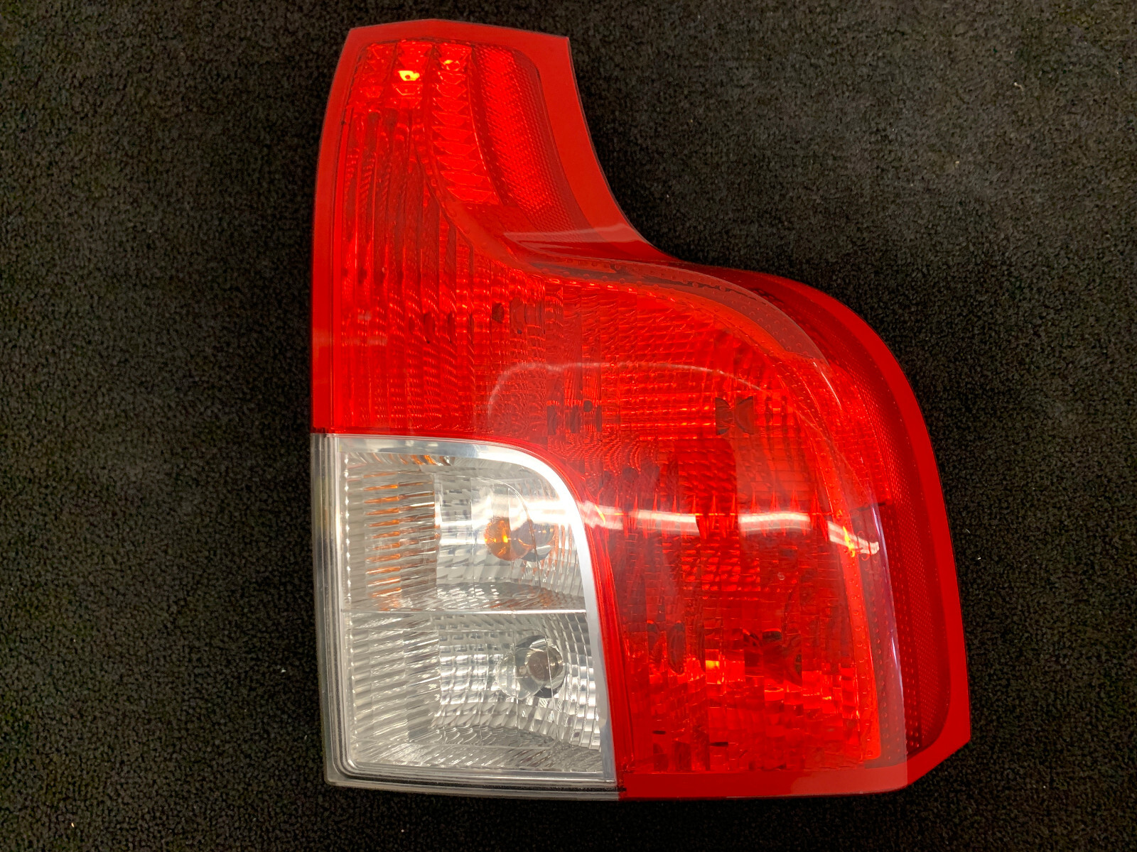 07-12 Volvo XC90 Right Passenger Lower Tail LIght Assembly 31213382 | eBay
