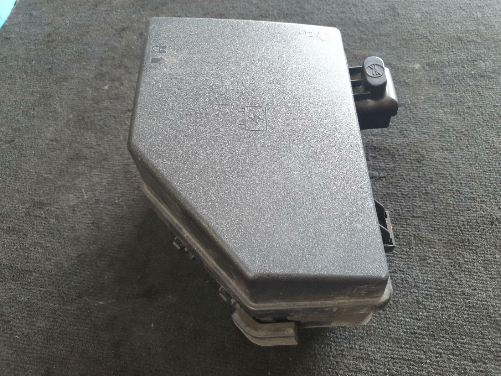 HOLDEN COMMODORE FUSE BOX ENGINE BAY, 3.0/3.6, P/N 92228285, VE, 08/06 ...