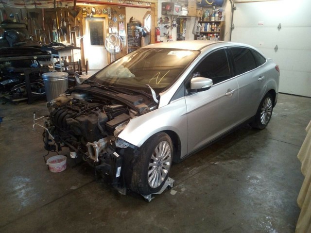 2013 - 2015 Ford Focus Body Control Module BCM BCU Unit P Av6n-19g481 ...