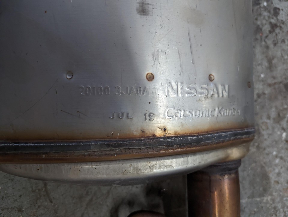 Exhaust Muffler 2019 Nissan Pathfinder 20100-3JA0A 2013 2014 2015 2016 ...