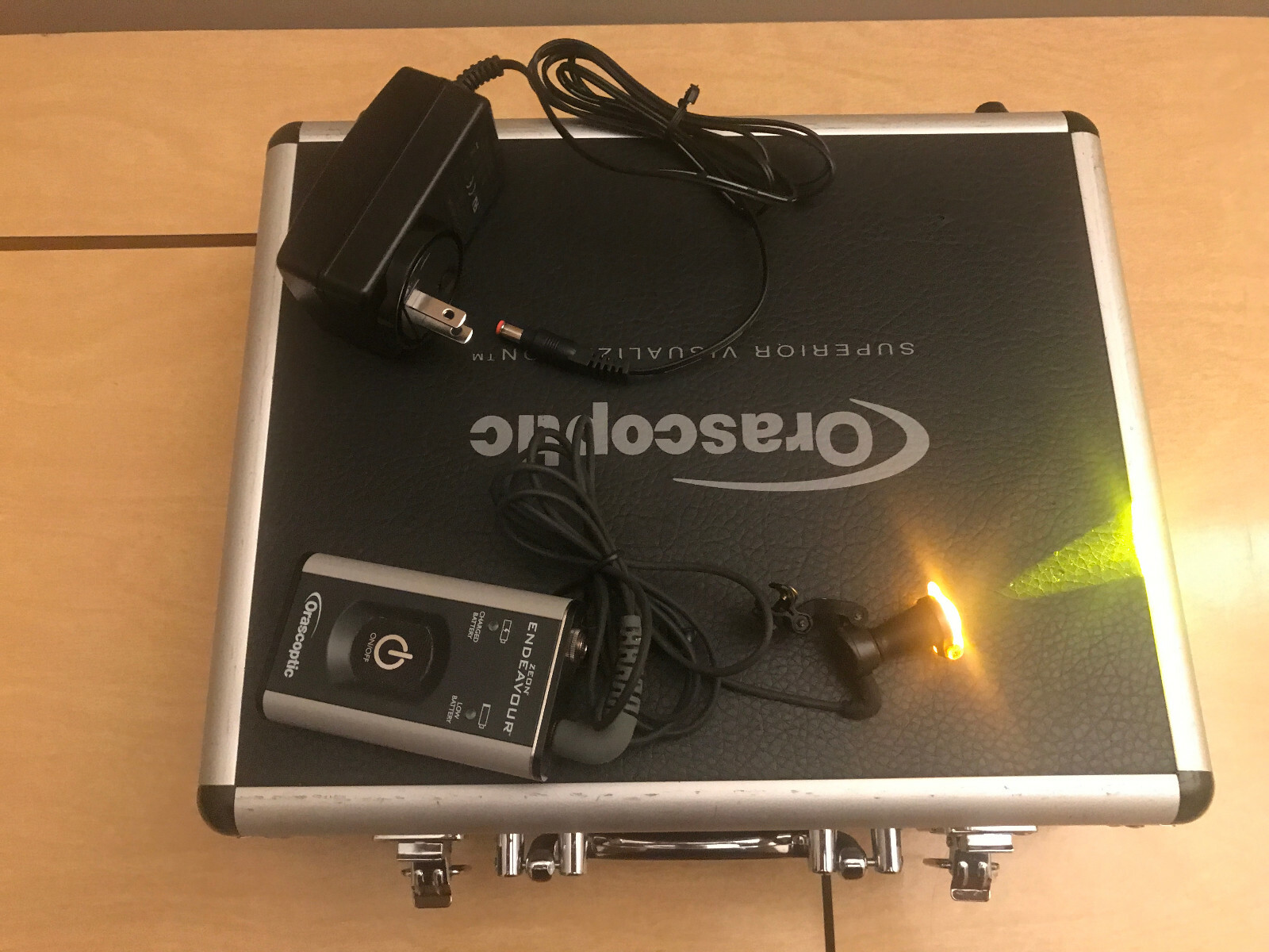 ⭐️⭐️⭐️ 2020 Orascoptic Zeon endeavour LED Light w/ case⭐️⭐️⭐️ | eBay
