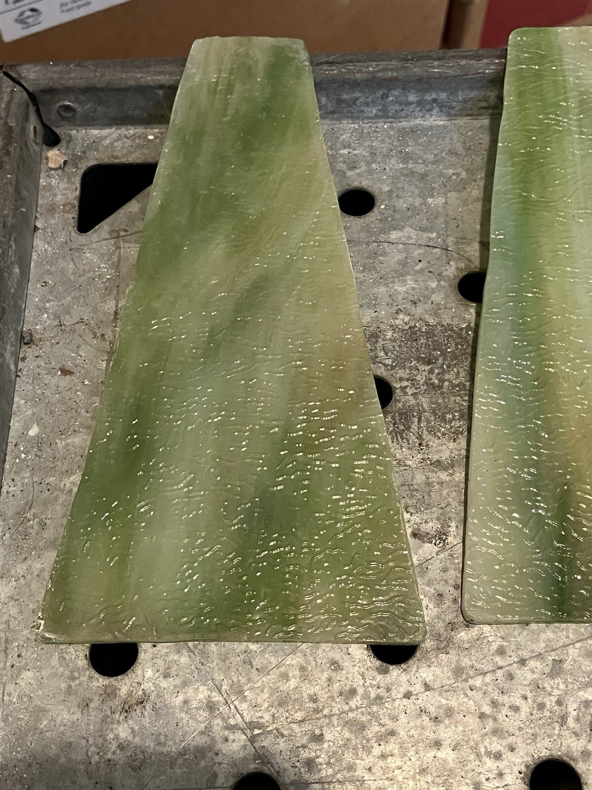 4-Vintage Green SLAG GLASS FLAT PANELS FOR LAMP SHADE REPAIR OR ...