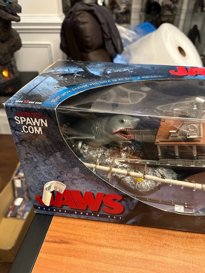 2001 McFarlane Movie Maniacs Jaws Deluxe Boxed Set New in Box RARE | eBay