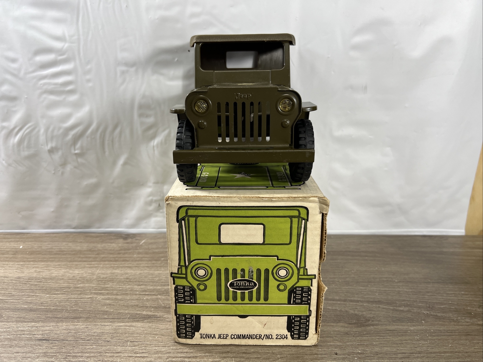 Vintage 1960's Tonka Green No 304 Jeep Commander GR2-2431 Pressed Steel ...
