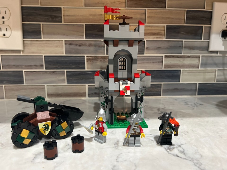 LEGO Castle: Outpost Attack (7948) 100% complete (w/o box) 673419131056 ...